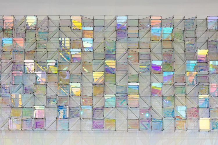What is Dichroic Glass? Light, Color & Science Explained