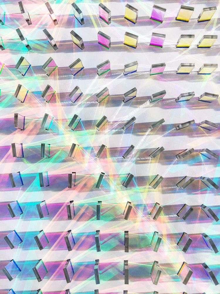 What is Dichroic Glass? Light, Color & Science Explained